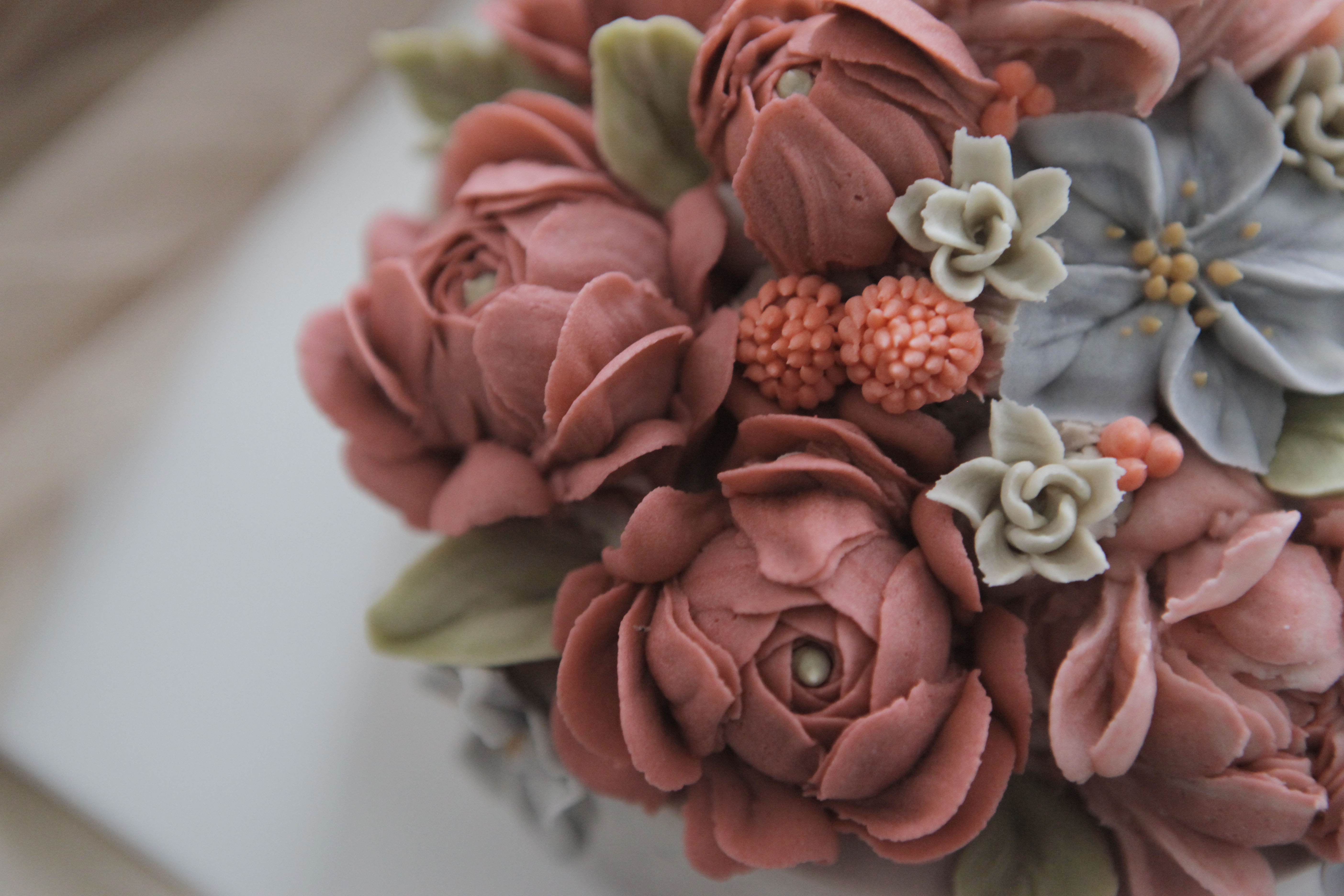 Ann Flower Middle – More Flower Cake